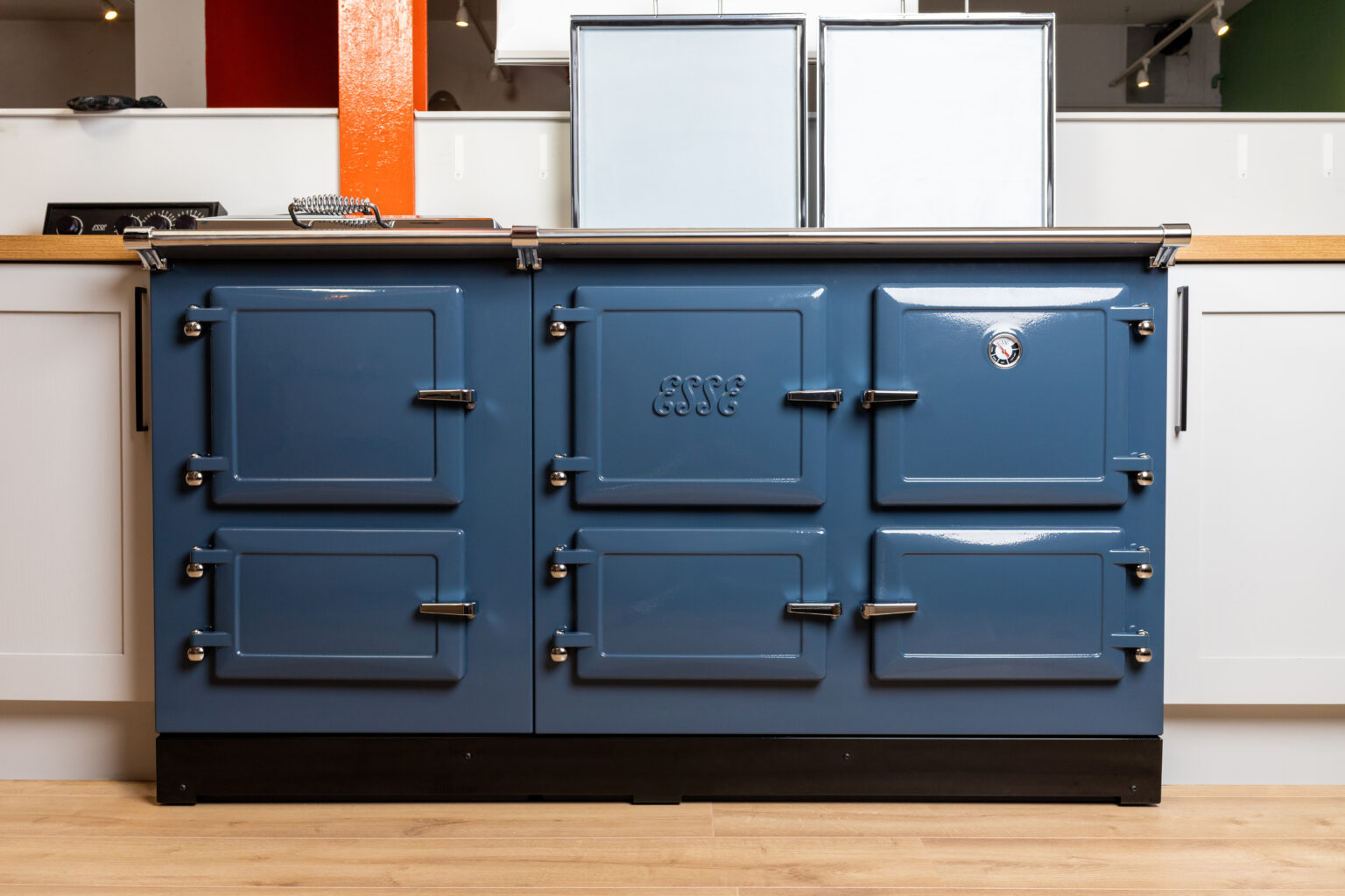 ESSE Cookers & Stoves: Houtkachels en elektrische fornuizen